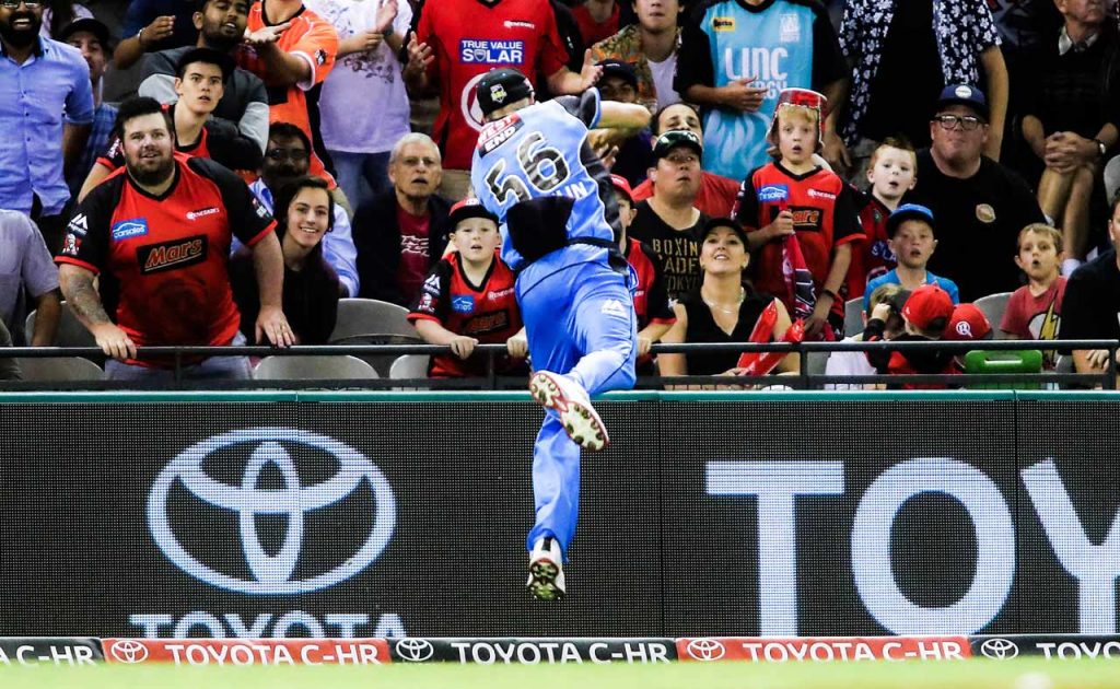 Ben Laughlin, Jake Weatherald Big Bash catch: Adelaide Strikers BBL|07 ...