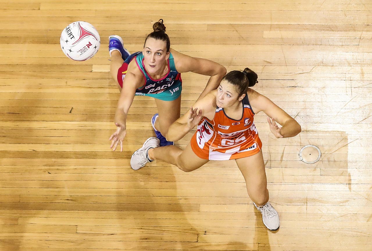 Diamonds and Melbourne Vixens Super Netball player Emily Mannix on ...