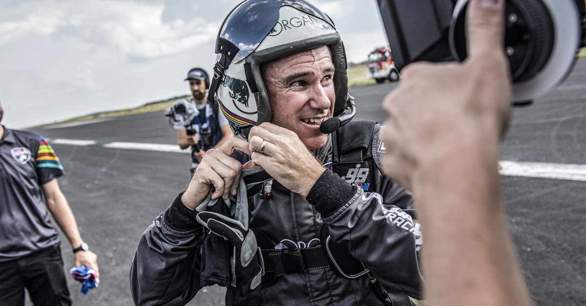 Red Bull Air Race pilot Matt Hall on heat-seeking missiles - AthletesVoice